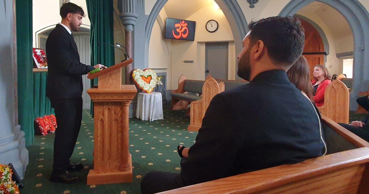 How to lead a funeral service yourself – Poppy's Blog – Poppy's Funerals