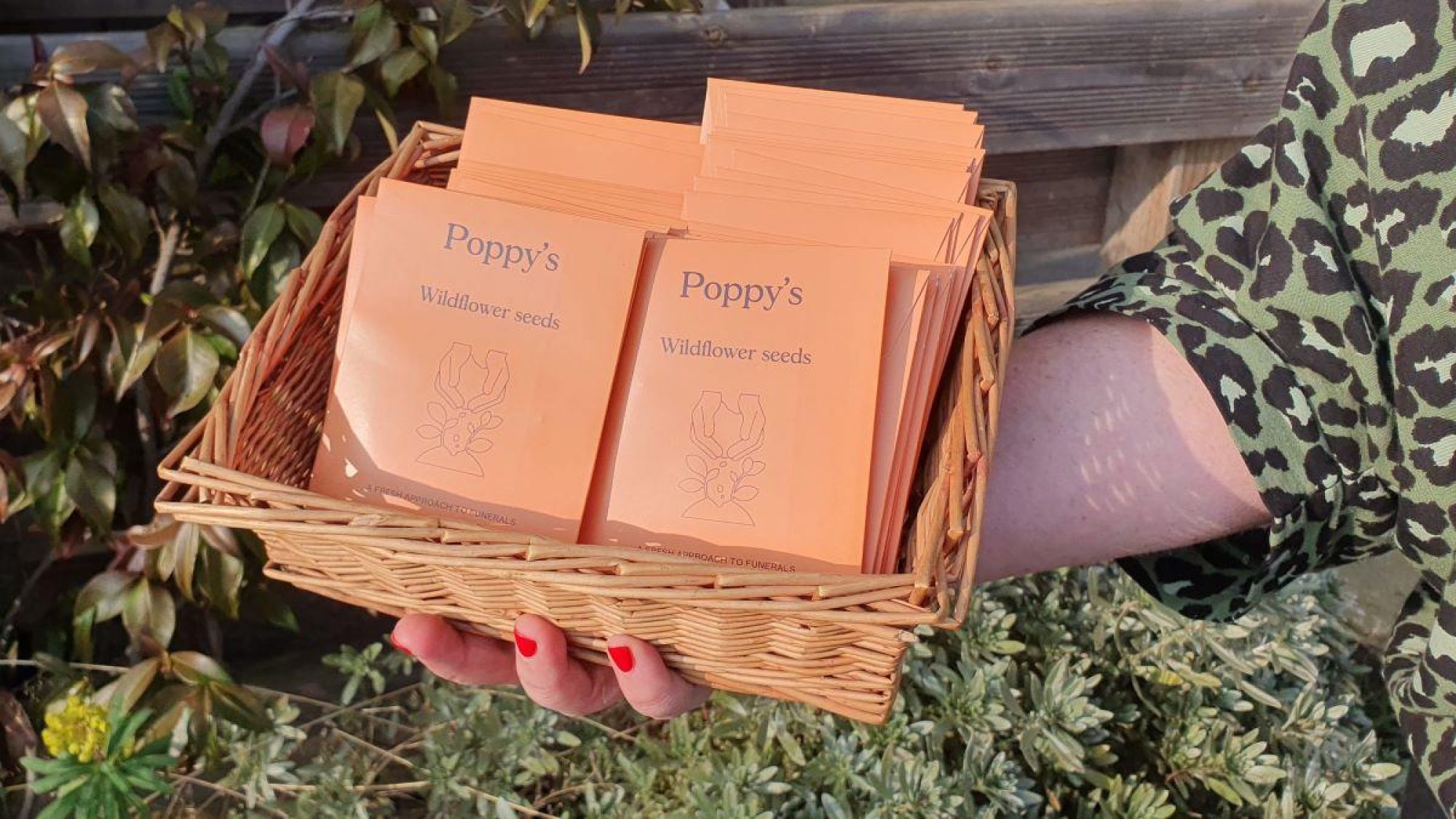 7 Eco-friendly Symbolic Actions for Funerals and Memorials – Poppy's ...